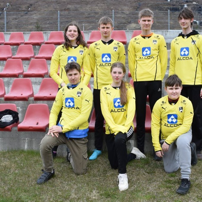 am-fotb-12.5.22a.jpg | Eskifjarðarskóli