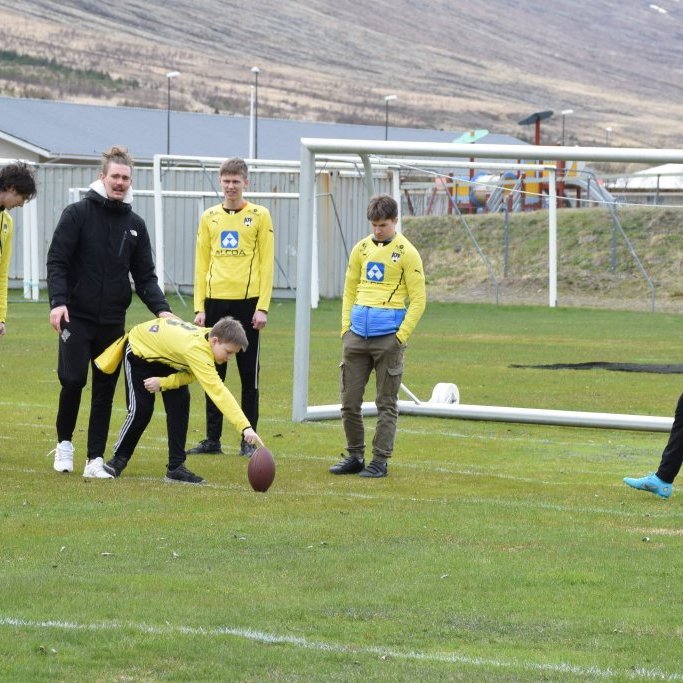 am-fotb-12.5.22za.jpg | Eskifjarðarskóli